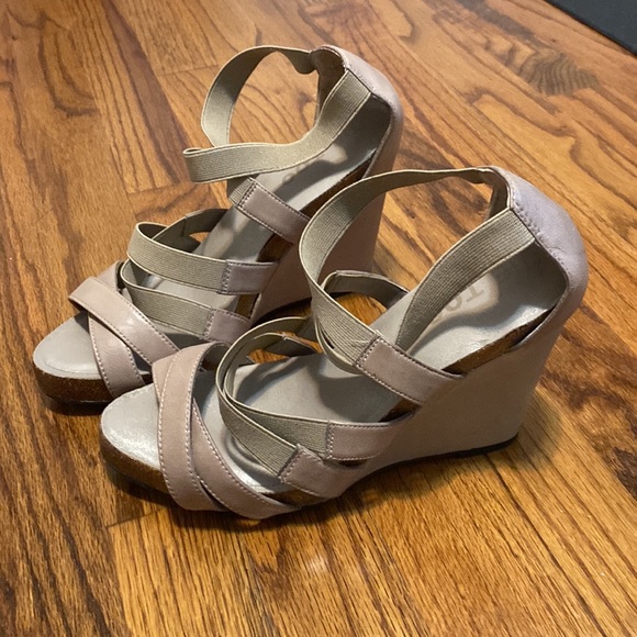me too | Shoes | Nude Strappy Wedges Me Too Brand | Poshmark